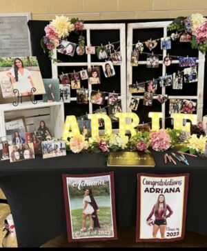 56+ Graduation Table Ideas That Will Make Your Party Pop - SavvyCollegeGirl