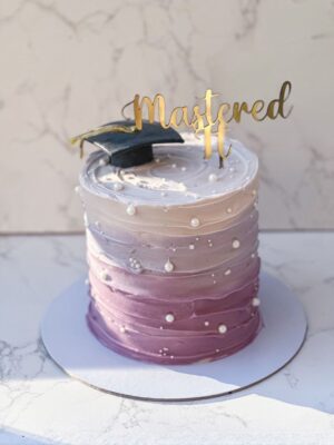 21+ Graduation Cake Ideas Every New Grad Will Love - SavvyCollegeGirl